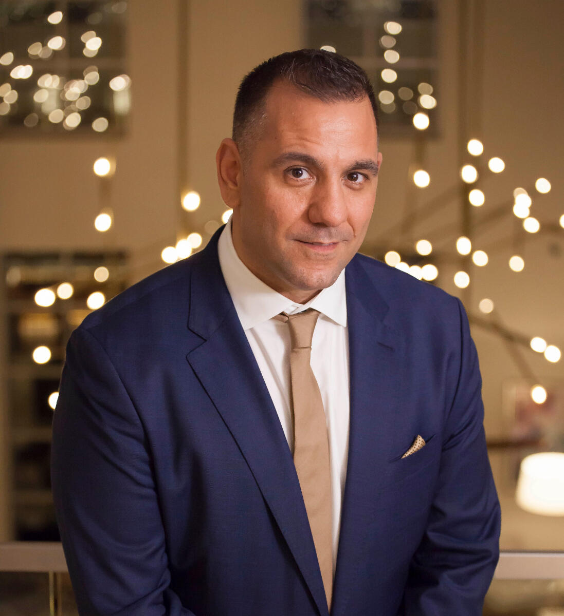 Mario Costanz - The Problem Solver